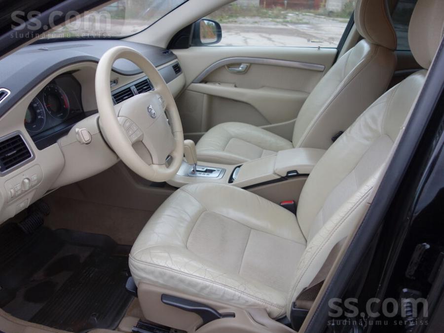 Melns Volvo V70 2007 Rīga, ar dzinēja tilpumu 2.40 L un nobraukumu 281 tūkst. km par 2750 €, foto 7 vietnē AUTOMOTO.COM.LV
