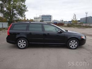 Melns Volvo V70 2007 Rīga, ar dzinēja tilpumu 2.40 L un nobraukumu 281 tūkst. km par 2750 €, foto 28 vietnē AUTOMOTO.COM.LV