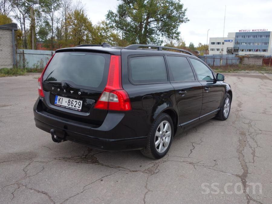 Melns Volvo V70 2007 Rīga, ar dzinēja tilpumu 2.40 L un nobraukumu 281 tūkst. km par 2750 €, foto 30 vietnē AUTOMOTO.COM.LV