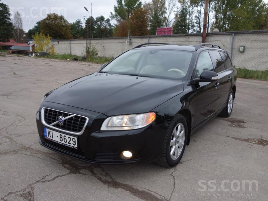 Melns Volvo V70 2007 Rīga, ar dzinēja tilpumu 2.40 L un nobraukumu 281 tūkst. km par 2750 €, foto 31 vietnē AUTOMOTO.COM.LV