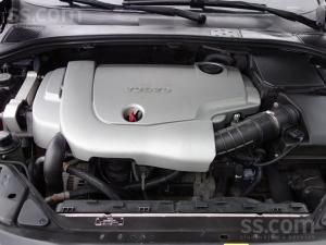 Melns Volvo V70 2007 Rīga, ar dzinēja tilpumu 2.40 L un nobraukumu 281 tūkst. km par 2750 €, foto 33 vietnē AUTOMOTO.COM.LV