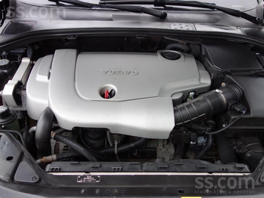 Melns Volvo V70 2007 Rīga, ar dzinēja tilpumu 2.40 L un nobraukumu 281 tūkst. km par 2750 €, foto 33 vietnē AUTOMOTO.COM.LV
