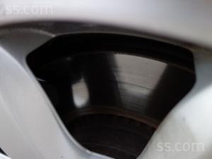 Melns Volvo V70 2007 Rīga, ar dzinēja tilpumu 2.40 L un nobraukumu 281 tūkst. km par 2750 €, foto 34 vietnē AUTOMOTO.COM.LV