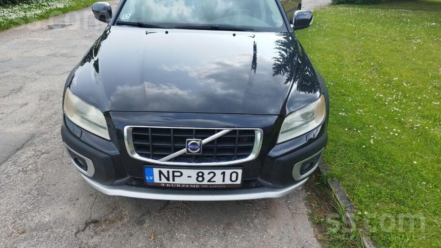 Black Volvo V70 2008 in Tukums, with an engine capacity of 2.40 L and mileage of 447 thousand km for 600 €, photo 1 on AUTOMOTO.COM.LV