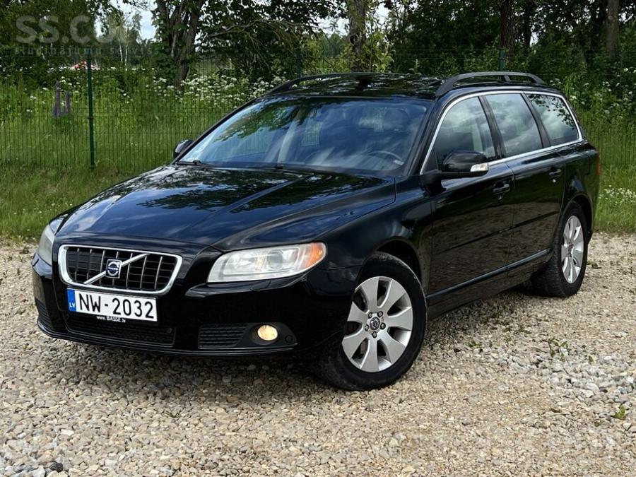 Melns Volvo V70 2008 Rīga, ar dzinēja tilpumu 2.40 L un nobraukumu 0 tūkst. km par 4490 €, foto 2 vietnē AUTOMOTO.COM.LV