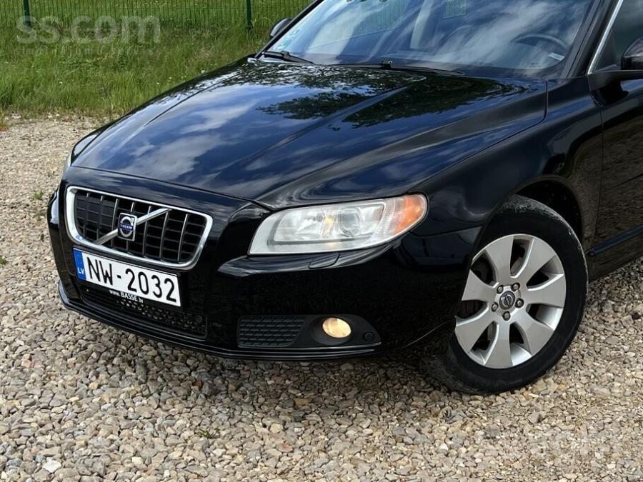 Melns Volvo V70 2008 Rīga, ar dzinēja tilpumu 2.40 L un nobraukumu 0 tūkst. km par 4490 €, foto 3 vietnē AUTOMOTO.COM.LV