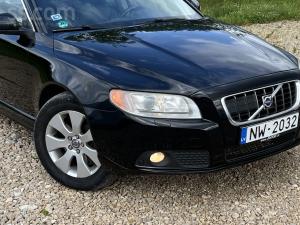 Melns Volvo V70 2008 Rīga, ar dzinēja tilpumu 2.40 L un nobraukumu 0 tūkst. km par 4490 €, foto 4 vietnē AUTOMOTO.COM.LV