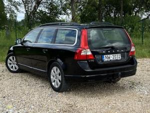 Melns Volvo V70 2008 Rīga, ar dzinēja tilpumu 2.40 L un nobraukumu 0 tūkst. km par 4490 €, foto 5 vietnē AUTOMOTO.COM.LV