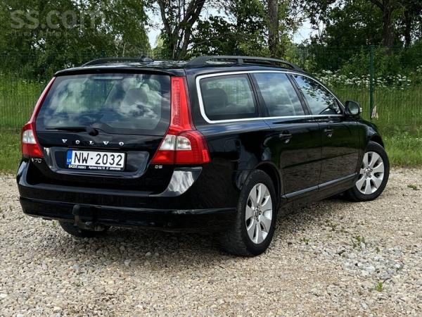 Melns Volvo V70 2008 Rīga, ar dzinēja tilpumu 2.40 L un nobraukumu 0 tūkst. km par 4490 €, foto 6 vietnē AUTOMOTO.COM.LV