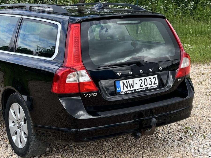 Melns Volvo V70 2008 Rīga, ar dzinēja tilpumu 2.40 L un nobraukumu 0 tūkst. km par 4490 €, foto 7 vietnē AUTOMOTO.COM.LV