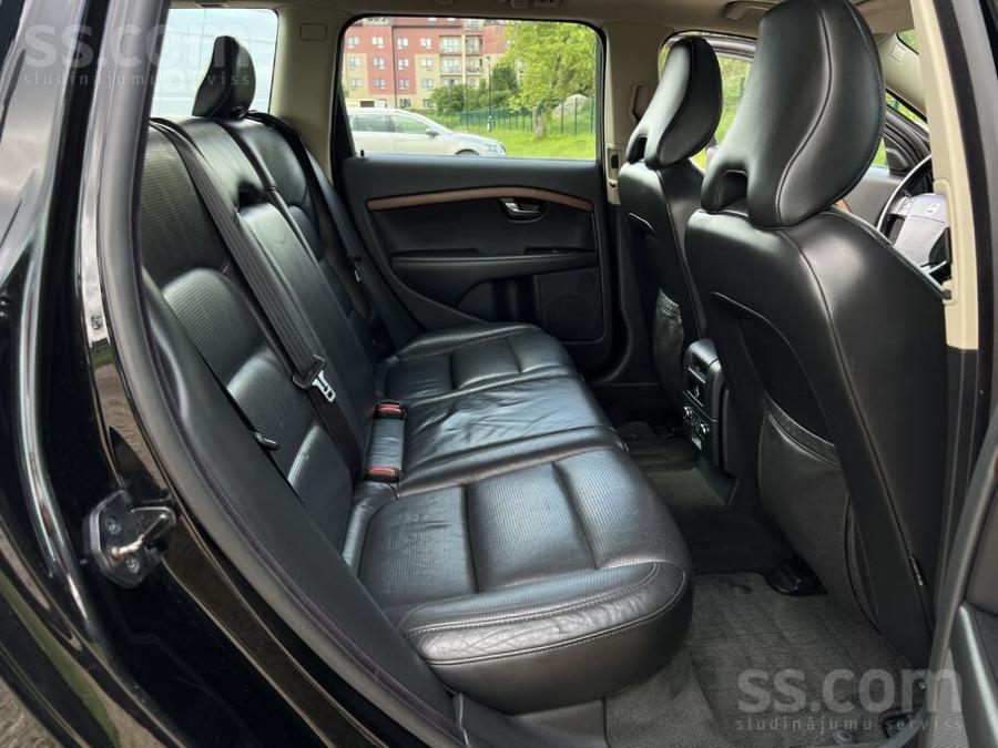 Melns Volvo V70 2008 Rīga, ar dzinēja tilpumu 2.40 L un nobraukumu 0 tūkst. km par 4490 €, foto 10 vietnē AUTOMOTO.COM.LV