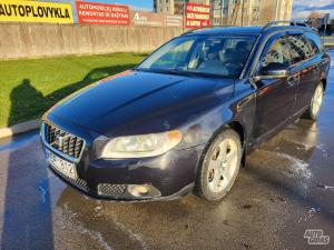 Black Volvo V70 2008 in Mazeikiai, with an engine capacity of 2.40 L and mileage of 336 thousand km for 2850 €, photo 8 on AUTOMOTO.COM.LV