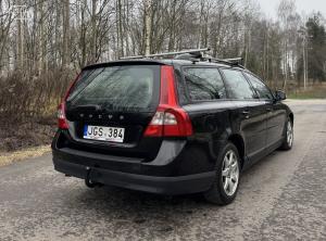 Melns Volvo V70 2008 Viļņa, ar dzinēja tilpumu 2.00 L un nobraukumu 388 tūkst. km par 2100 €, foto 3 vietnē AUTOMOTO.COM.LV