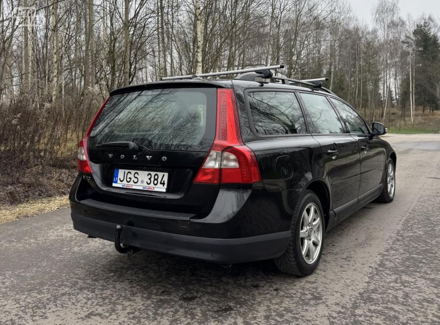 Melns Volvo V70 2008 Viļņa, ar dzinēja tilpumu 2.00 L un nobraukumu 388 tūkst. km par 2100 €, foto 3 vietnē AUTOMOTO.COM.LV