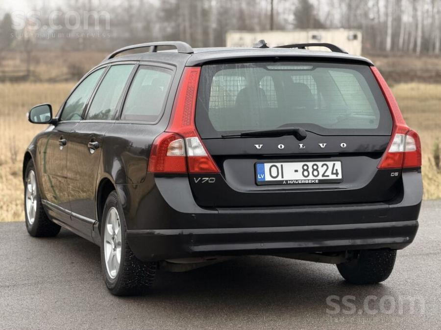 Black Volvo V70 2008 in Ogre, with an engine capacity of 2.40 L and mileage of 315 thousand km for 5400 €, photo 4 on AUTOMOTO.COM.LV