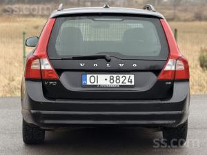 Black Volvo V70 2008 in Ogre, with an engine capacity of 2.40 L and mileage of 315 thousand km for 5400 €, photo 5 on AUTOMOTO.COM.LV