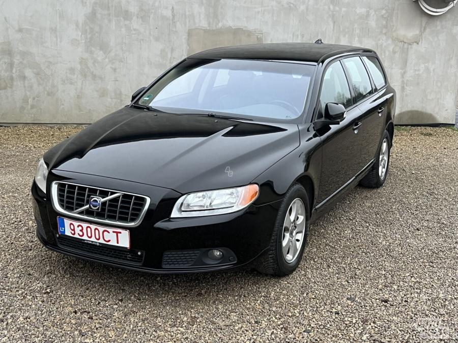 Melns Volvo V70 2008 Viļņa, ar dzinēja tilpumu 2.40 L un nobraukumu 322 tūkst. km par 3300 €, foto 1 vietnē AUTOMOTO.COM.LV