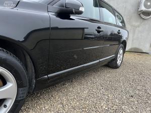 Melns Volvo V70 2008 Viļņa, ar dzinēja tilpumu 2.40 L un nobraukumu 322 tūkst. km par 3300 €, foto 8 vietnē AUTOMOTO.COM.LV
