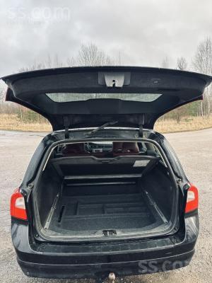 Melns Volvo V70 2008 Kuldīga, ar dzinēja tilpumu 2.40 L un nobraukumu 392 tūkst. km par 5500 €, foto 11 vietnē AUTOMOTO.COM.LV