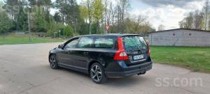 Melns Volvo V70 2008 Balvi, ar dzinēja tilpumu 2.00 L un nobraukumu 352 tūkst. km par 3530 €, foto 2 vietnē AUTOMOTO.COM.LV
