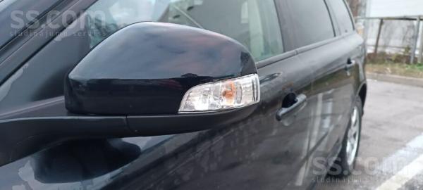 Black Volvo V70 2008 in Riga, with an engine capacity of 2.40 L and mileage of 318 thousand km for 4500 €, photo 8 on AUTOMOTO.COM.LV