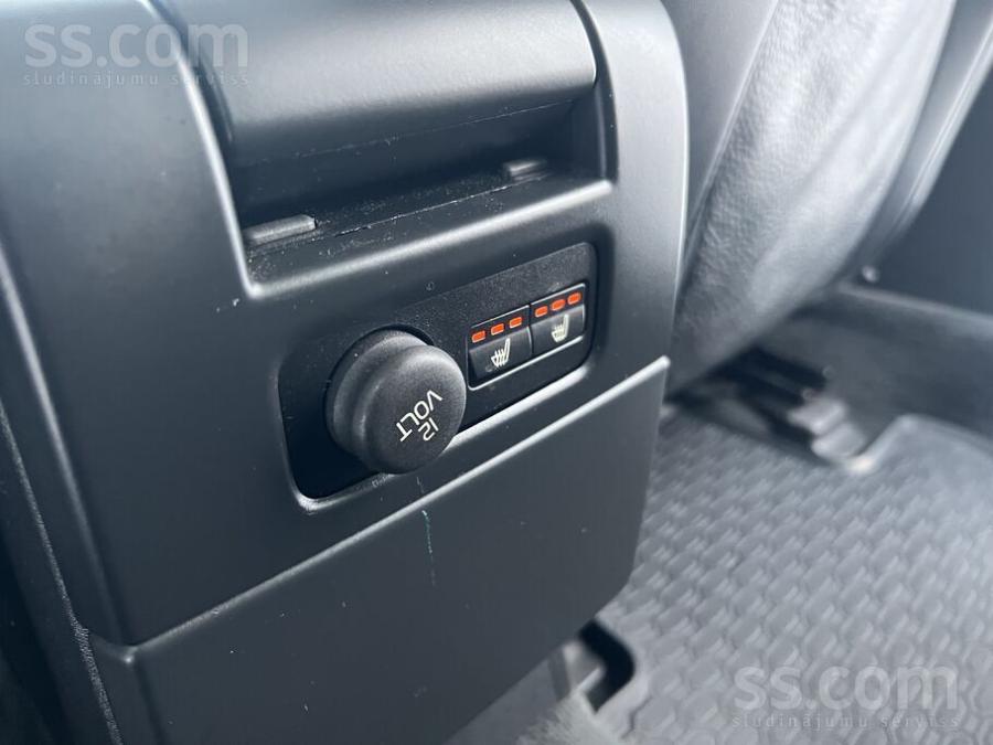 Черный Вольво В70 2008 в Резекне, объемом двигателя 2.40 л и пробегом 350 тыс. км за 4150 €, фото 13 на AUTOMOTO.COM.LV