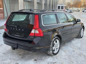Melns Volvo V70 2008 Viļņa, ar dzinēja tilpumu 2.40 L un nobraukumu 322 tūkst. km par 4300 €, foto 2 vietnē AUTOMOTO.COM.LV