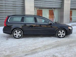 Melns Volvo V70 2008 Viļņa, ar dzinēja tilpumu 2.40 L un nobraukumu 322 tūkst. km par 4300 €, foto 6 vietnē AUTOMOTO.COM.LV