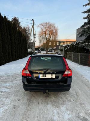 Melns Volvo V70 2008 Klaipėda, ar dzinēja tilpumu 2.40 L un nobraukumu 371 tūkst. km par 2450 €, foto 6 vietnē AUTOMOTO.COM.LV