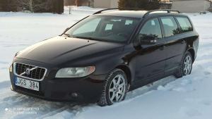 Black Volvo V70 2008 in Pakruojis, with an engine capacity of 2.00 L and mileage of 388 thousand km for 3250 €, photo 3 on AUTOMOTO.COM.LV