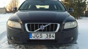 Black Volvo V70 2008 in Pakruojis, with an engine capacity of 2.00 L and mileage of 388 thousand km for 3250 €, photo 6 on AUTOMOTO.COM.LV