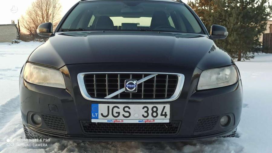 Black Volvo V70 2008 in Pakruojis, with an engine capacity of 2.00 L and mileage of 388 thousand km for 3250 €, photo 6 on AUTOMOTO.COM.LV