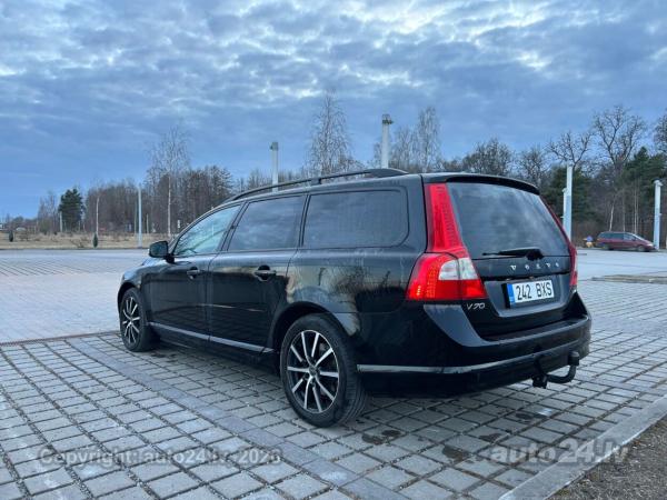 Melns Volvo V70 2008 Tartu, ar dzinēja tilpumu 2.40 L un nobraukumu 406 tūkst. km par 3900 €, foto 4 vietnē AUTOMOTO.COM.LV