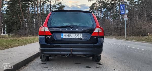 Black Volvo V70 2008 in Vilnius, with an engine capacity of 2.40 L and mileage of 418 thousand km for 2000 €, photo 2 on AUTOMOTO.COM.LV