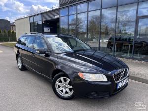 Melns Volvo V70 2008 Alīta, ar dzinēja tilpumu 2.40 L un nobraukumu 373 tūkst. km par 3850 €, foto  vietnē AUTOMOTO.COM.LV