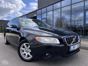 Melns Volvo V70 2008 Alīta, ar dzinēja tilpumu 2.40 L un nobraukumu 373 tūkst. km par 3850 €, foto 3 vietnē AUTOMOTO.COM.LV