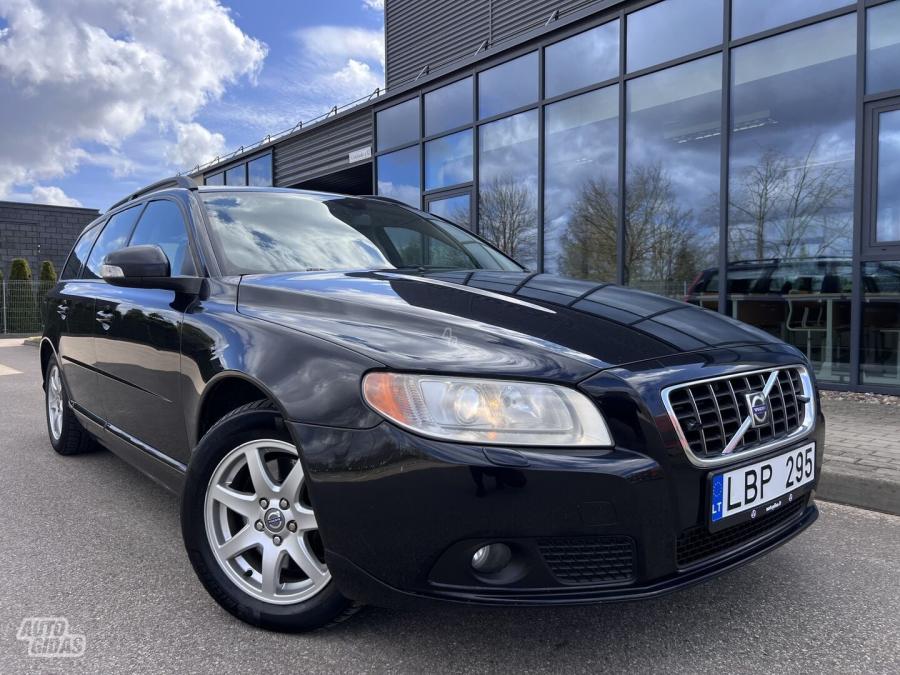 Melns Volvo V70 2008 Alīta, ar dzinēja tilpumu 2.40 L un nobraukumu 373 tūkst. km par 3850 €, foto 3 vietnē AUTOMOTO.COM.LV