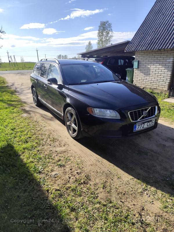 Melns Volvo V70 2008 Veru, ar dzinēja tilpumu 2.40 L un nobraukumu 0 tūkst. km par 4100 €, foto 1 vietnē AUTOMOTO.COM.LV