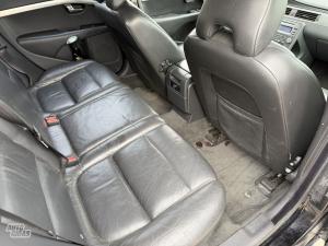 Black Volvo V70 2008 in Silute, with an engine capacity of 2.40 L and mileage of 337 thousand km for 2900 €, photo 10 on AUTOMOTO.COM.LV