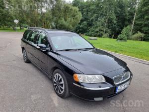 Black Volvo V70 2008 in Riga, with an engine capacity of 2.40 L and mileage of 271 thousand km for 2000 €, photo  on AUTOMOTO.COM.LV