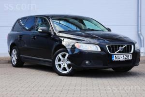 Black Volvo V70 2008 in Riga, with an engine capacity of 2.00 L and mileage of 0 thousand km for 2995 €, photo 4 on AUTOMOTO.COM.LV