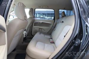 Black Volvo V70 2008 in Riga, with an engine capacity of 2.00 L and mileage of 0 thousand km for 2995 €, photo 12 on AUTOMOTO.COM.LV
