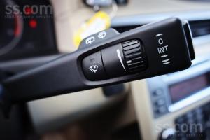 Black Volvo V70 2008 in Riga, with an engine capacity of 2.00 L and mileage of 0 thousand km for 2995 €, photo 15 on AUTOMOTO.COM.LV