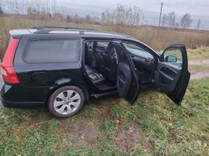 Melns Volvo V70 2008 Rīga, ar dzinēja tilpumu 2.40 L un nobraukumu 425 tūkst. km par 2099 €, foto 4 vietnē AUTOMOTO.COM.LV