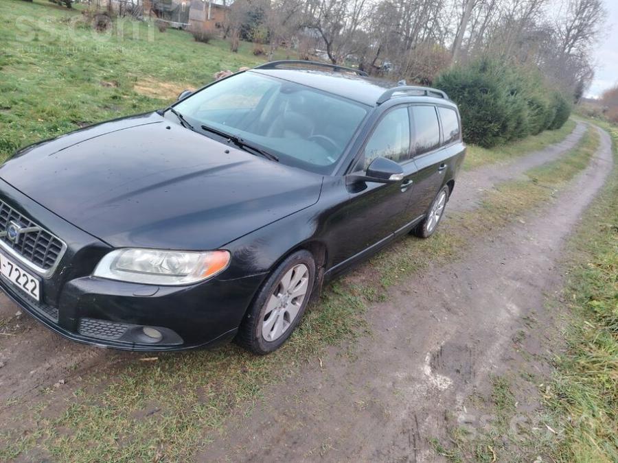 Melns Volvo V70 2008 Rīga, ar dzinēja tilpumu 2.40 L un nobraukumu 425 tūkst. km par 2099 €, foto 8 vietnē AUTOMOTO.COM.LV
