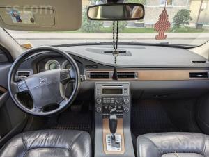 Melns Volvo V70 2008 Daugavpils, ar dzinēja tilpumu 2.40 L un nobraukumu 320 tūkst. km par 4000 €, foto 5 vietnē AUTOMOTO.COM.LV