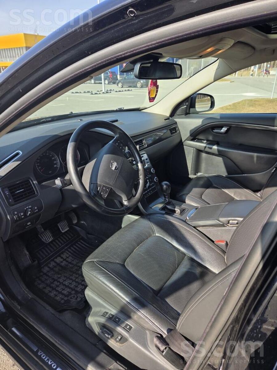 Melns Volvo V70 2008 Rīga, ar dzinēja tilpumu 2.00 L un nobraukumu 390 tūkst. km par 2700 €, foto 7 vietnē AUTOMOTO.COM.LV