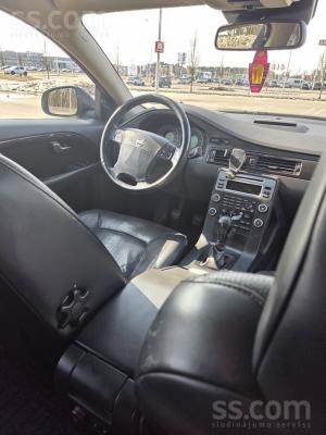 Melns Volvo V70 2008 Rīga, ar dzinēja tilpumu 2.00 L un nobraukumu 390 tūkst. km par 2700 €, foto 8 vietnē AUTOMOTO.COM.LV