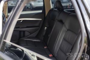 Melns Volvo V70 2008 Rīga, ar dzinēja tilpumu 2.40 L un nobraukumu 308 tūkst. km par 4990 €, foto 12 vietnē AUTOMOTO.COM.LV