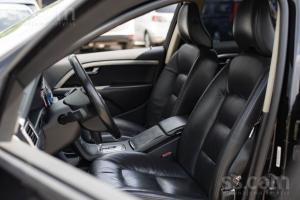 Melns Volvo V70 2008 Rīga, ar dzinēja tilpumu 2.40 L un nobraukumu 308 tūkst. km par 4990 €, foto 13 vietnē AUTOMOTO.COM.LV